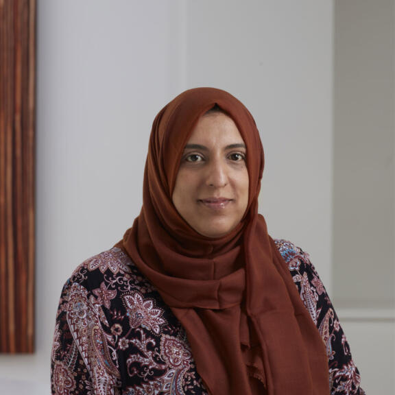 Akeela Ahmed MBE | Paul Hamlyn Foundation